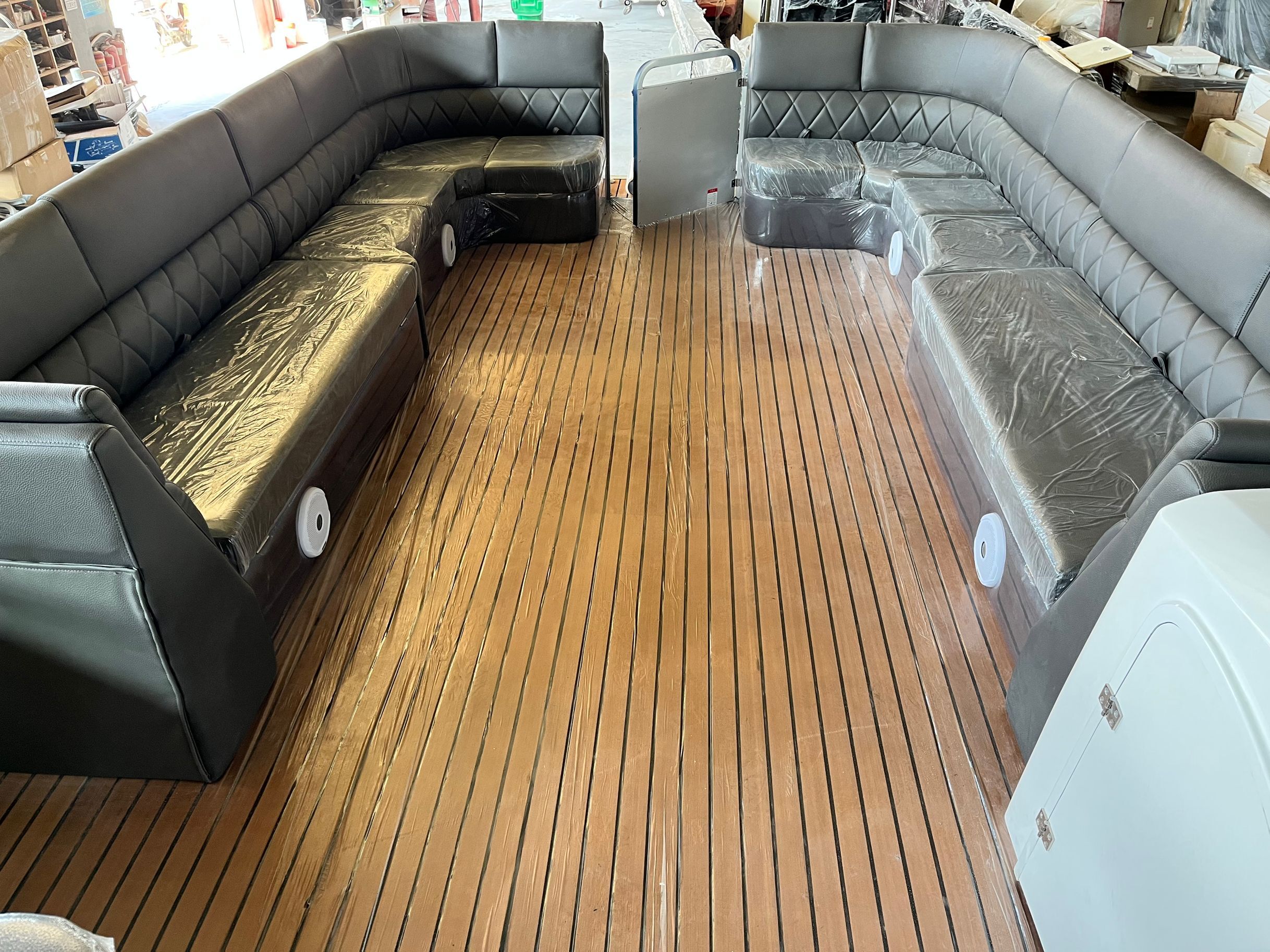 Commercial Ocean Pontoon Boat With Swim Platform from China ...