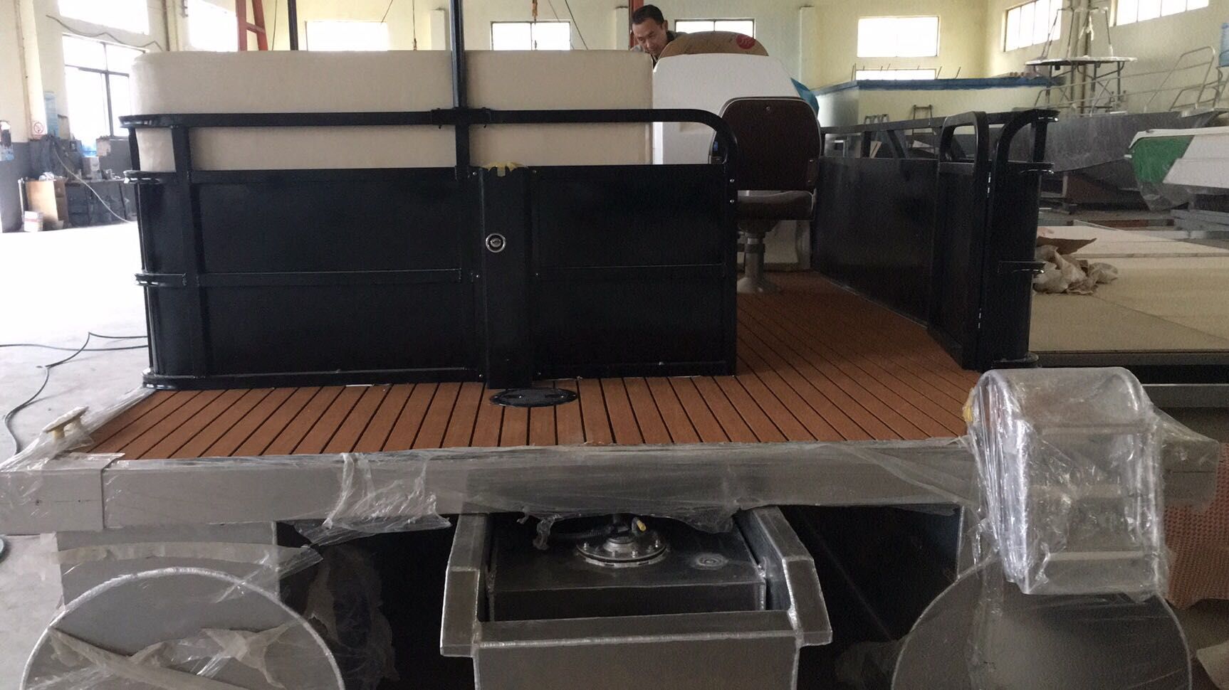 Affordable Sport Pontoon Boat With Swim Platform from China ...